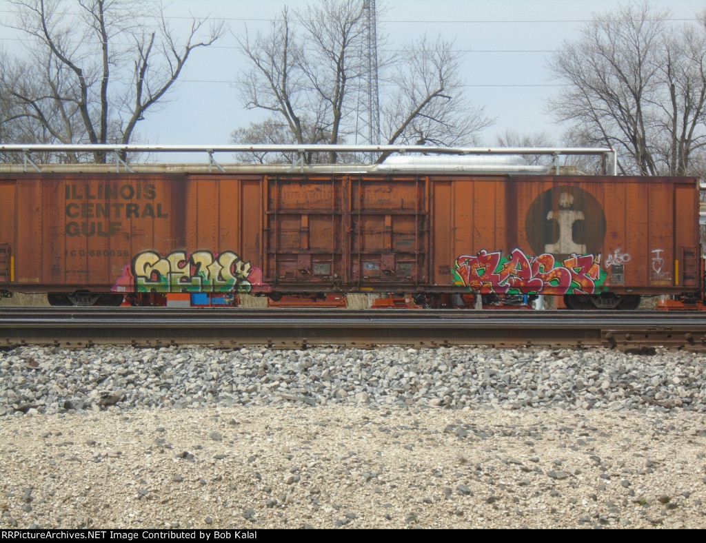 CSX 7872 BNSF%8378 into Yard with Illinois Central Car